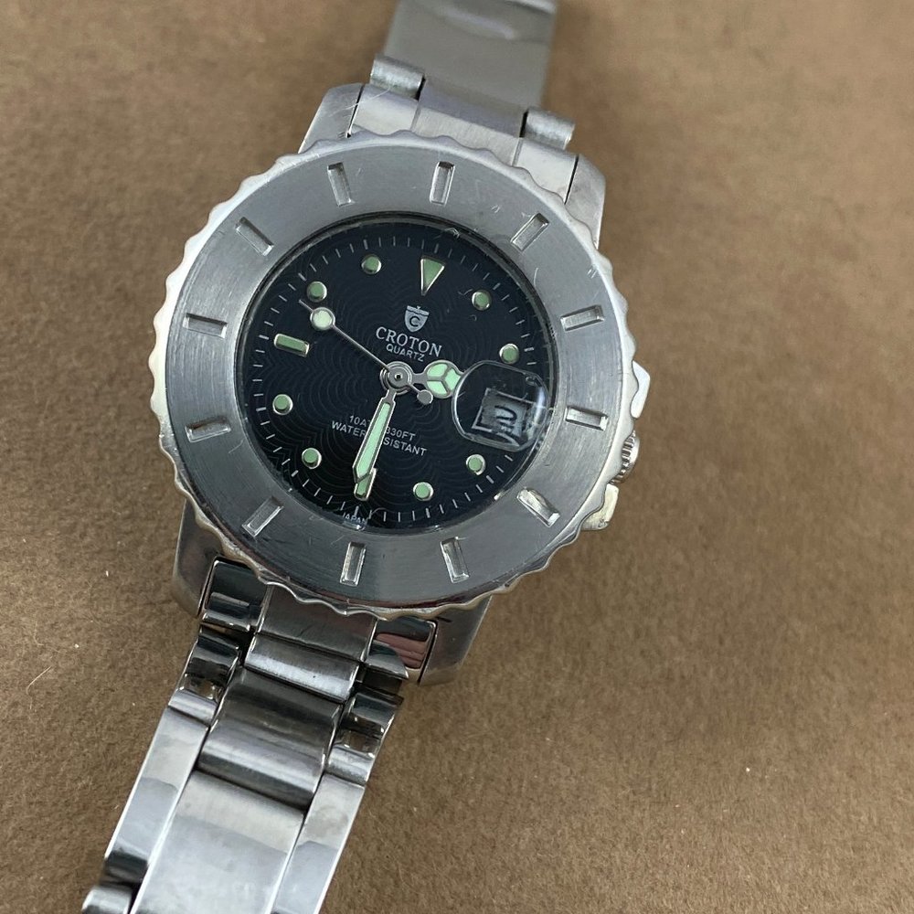 Croton Quartz Stainless Steel Sports Watch - Gem